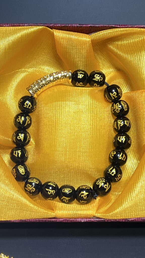 18k Gold Baifu barrel tube charm. Black bead Mantra Onyx