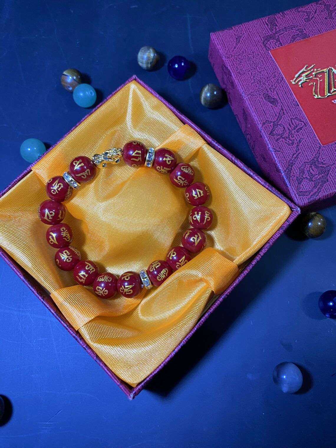 18k Gold Small Pixiu Piyao. Red Onyx with golden mantra prayer 2 disc